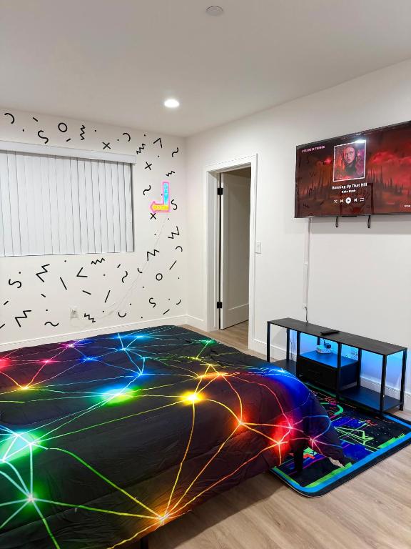 Vibey Retro Room in a Shared Space, Van Nuys (precios actualizados 2026)
