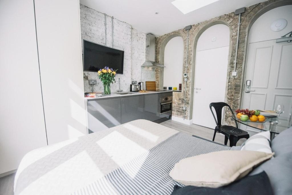 Lovely minimalist micro studio, Notting Hill Area, Londres (preços ...