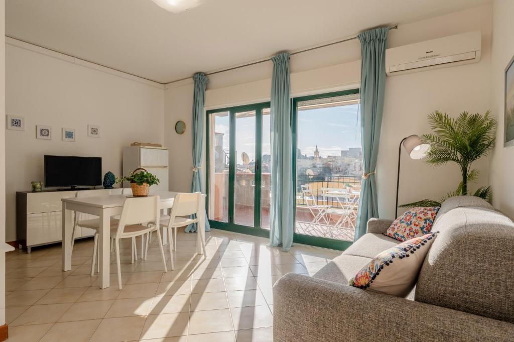 GuestHost - Santantonio House with balcony, Taormina (prezzi aggiornati ...