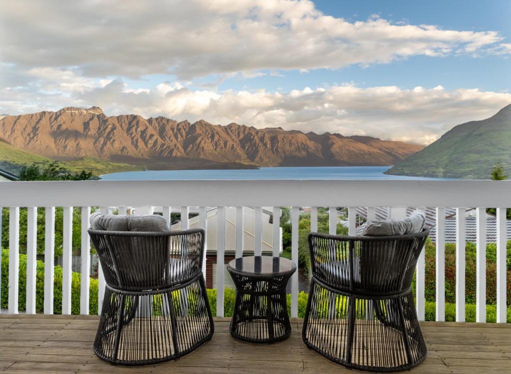 Fernhill Lookout - Remarkables & Lake Views, Queenstown (precios ...