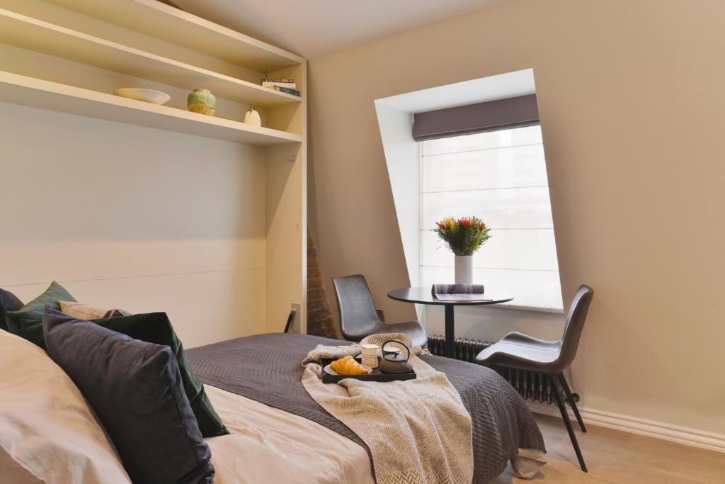 Homely micro studio at 4th floor- Marylebone area., Londres (precios ...