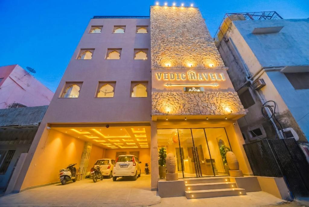 Arina Vedic Haveli Haridwar 2 Min walk for Ganga Ghat, Haridwar ...