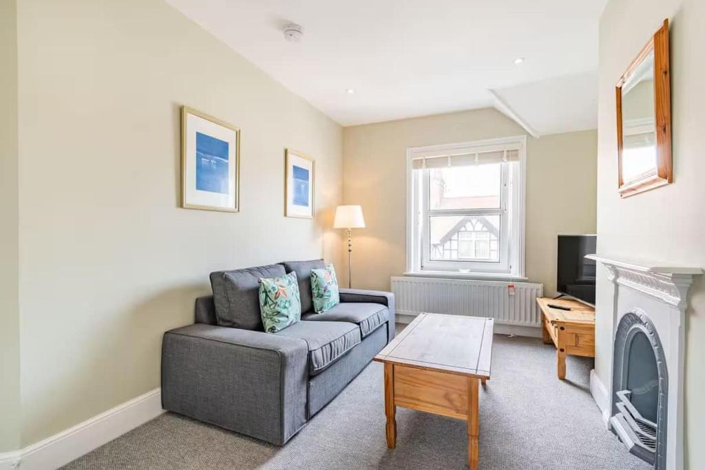 Sea View Penthouse - Walkable to Beach & Town, Cromer (precios ...