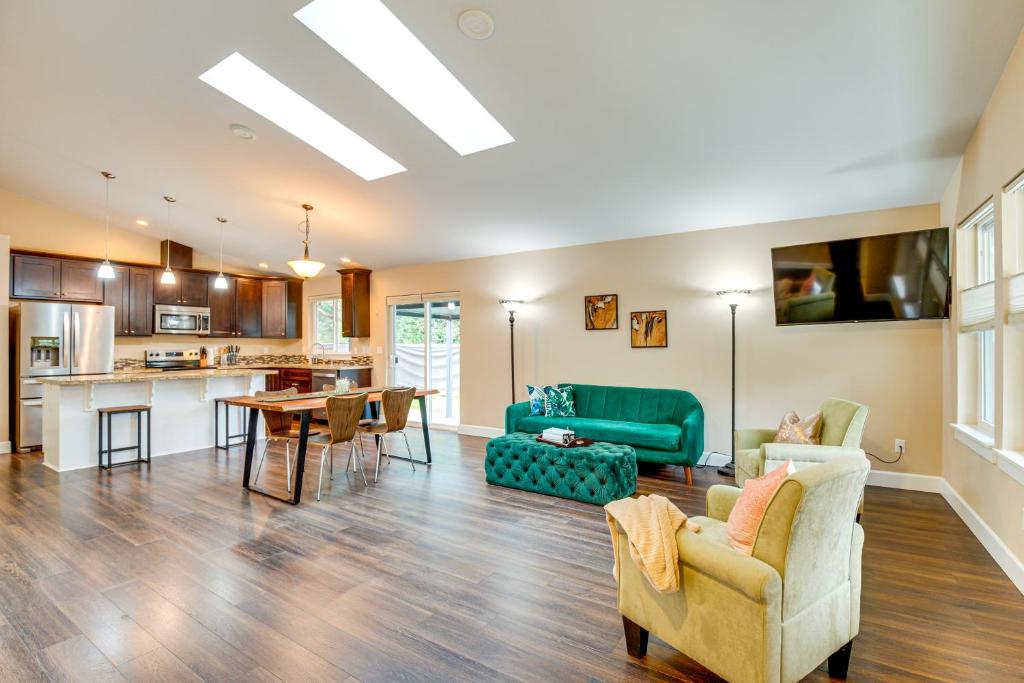 Puget Sound Single-Level Gem with Outdoor Fun!, Frederickson (tarifs ...