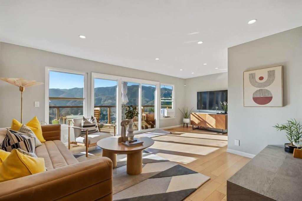 Marbella Lane - Chic Abode w Mountain Skyline, Rockaway Beach (precios ...