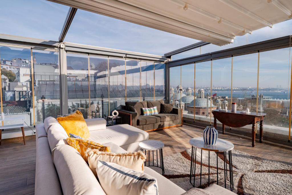 Exclusive Private Terrace with Breathtaking and Panoramic Istanbul Sea ...
