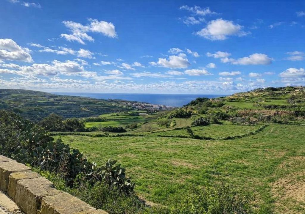 Bellvue Maisonette in Kercem with Valley Views, Kerċem (updated prices ...