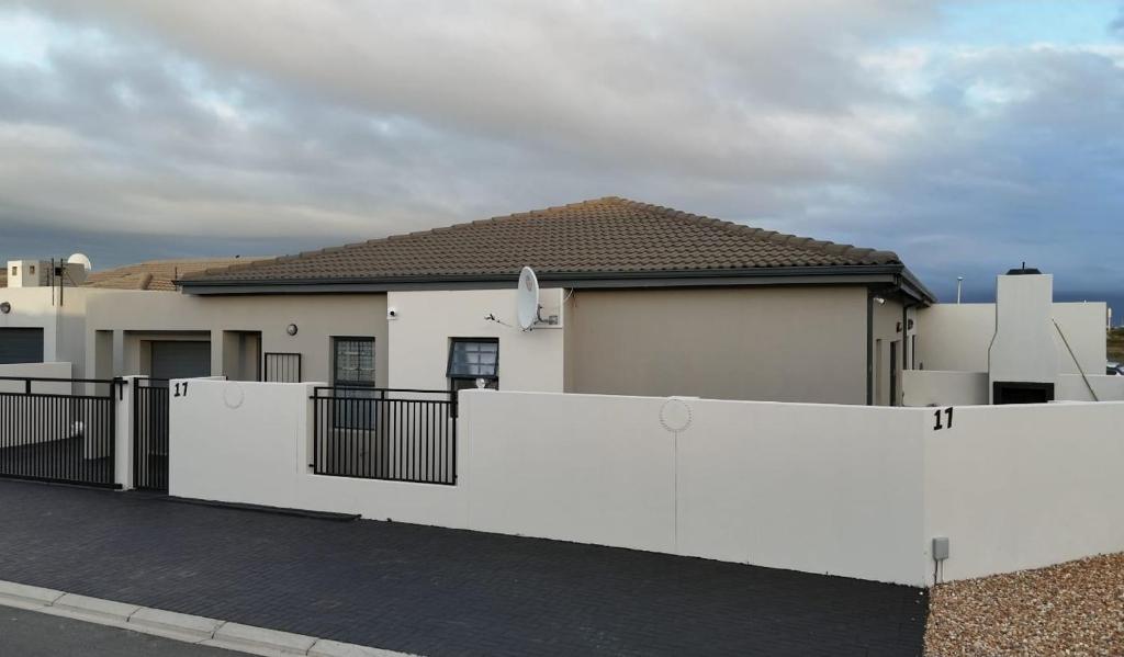 Rachel`s Apartments - Stepney Crescent, Cape Town (prezzi aggiornati ...