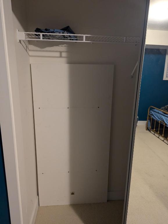 Sunshine room on Downsview, Toronto (updated prices 2026)