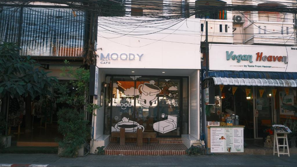 Moody Cafe & Hostel, Chiang Mai (posodobljene cene za leto 2026)