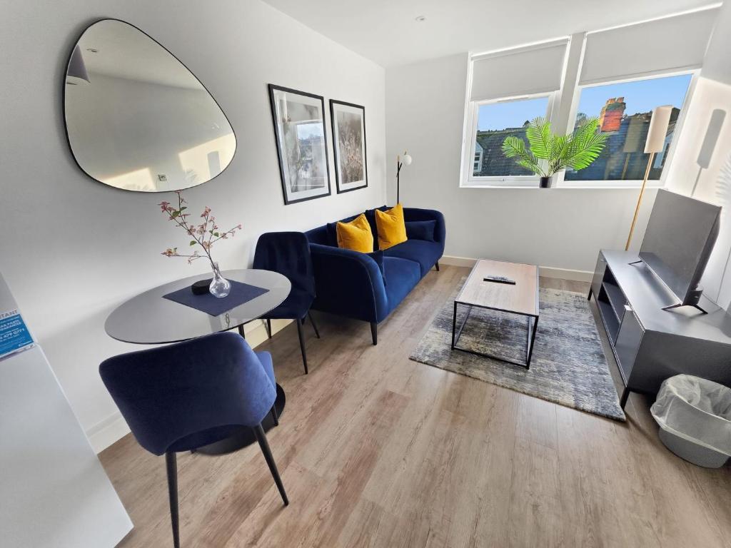 Regent Circus Apartments, Swindon (updated prices 2026)