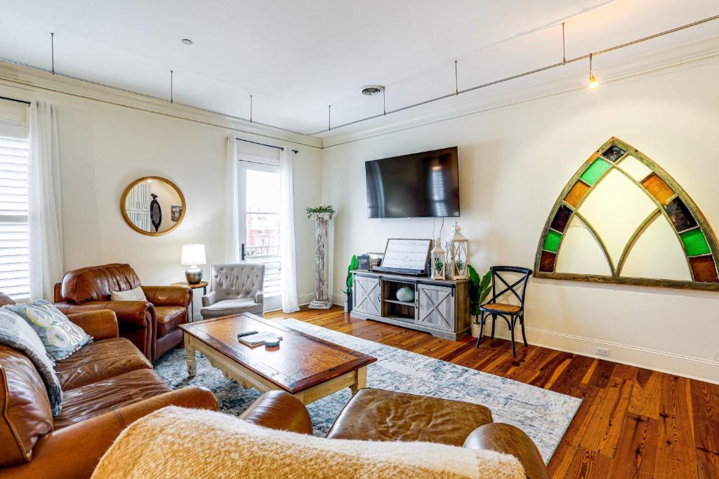 Steps to Oxford Square Ole Miss Game Day Condo, Oxford (harga terbaru 2026)