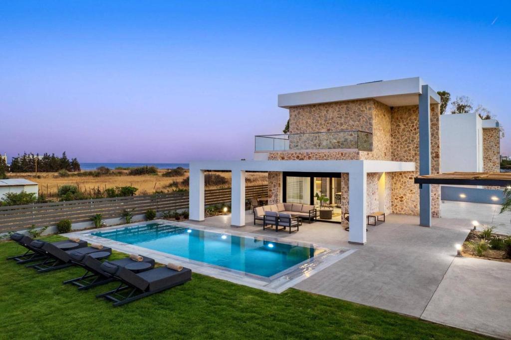 Villa Terra Magna Alba by Villa Plus, Gennadi (precios actualizados 2026)