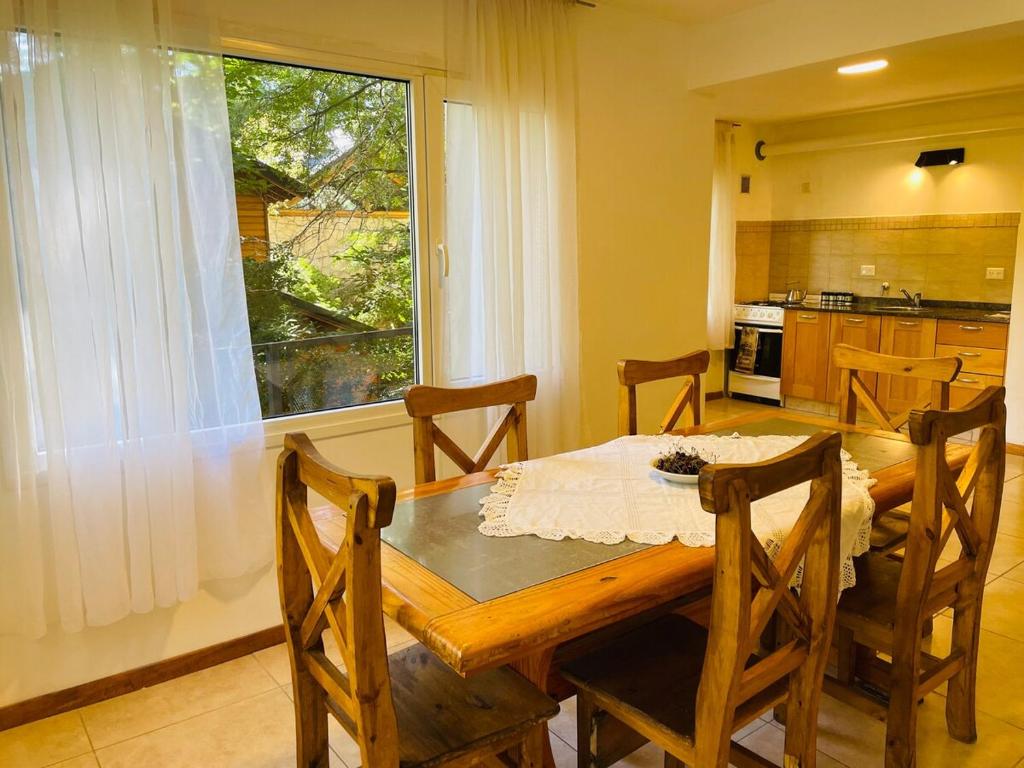 Departamento Alto de las Montañas, San Martín de los Andes (preços ...
