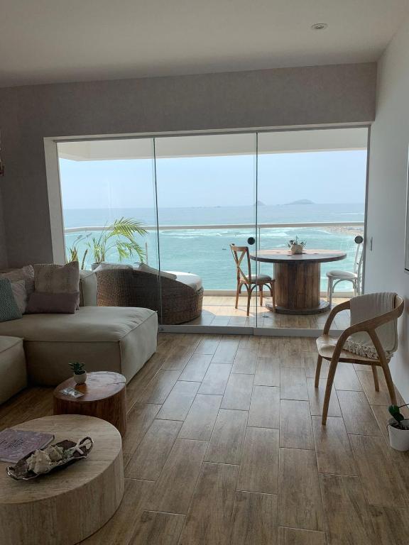 Departamento frente al mar, Punta Hermosa (harga dikemas kini 2026)