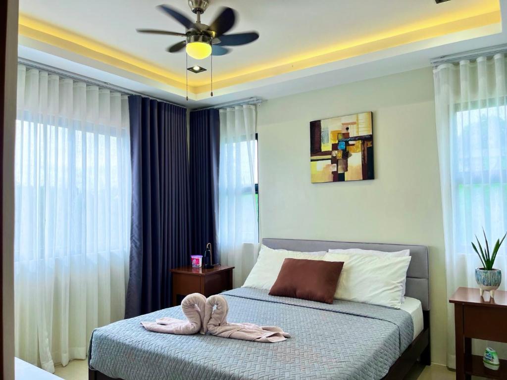 蘇比克的2BR Modern Cocoon-Near Beach, Subic Bay Yacht Yacht, Inflatable ...