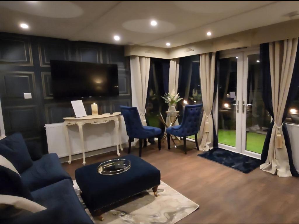 Mary Queen of Scott's Lodge, Carberry (updated prices 2026)