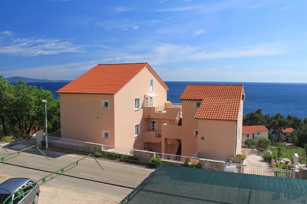 Apartments and rooms with parking space Ivan Dolac, Hvar - 8734, Ivan ...