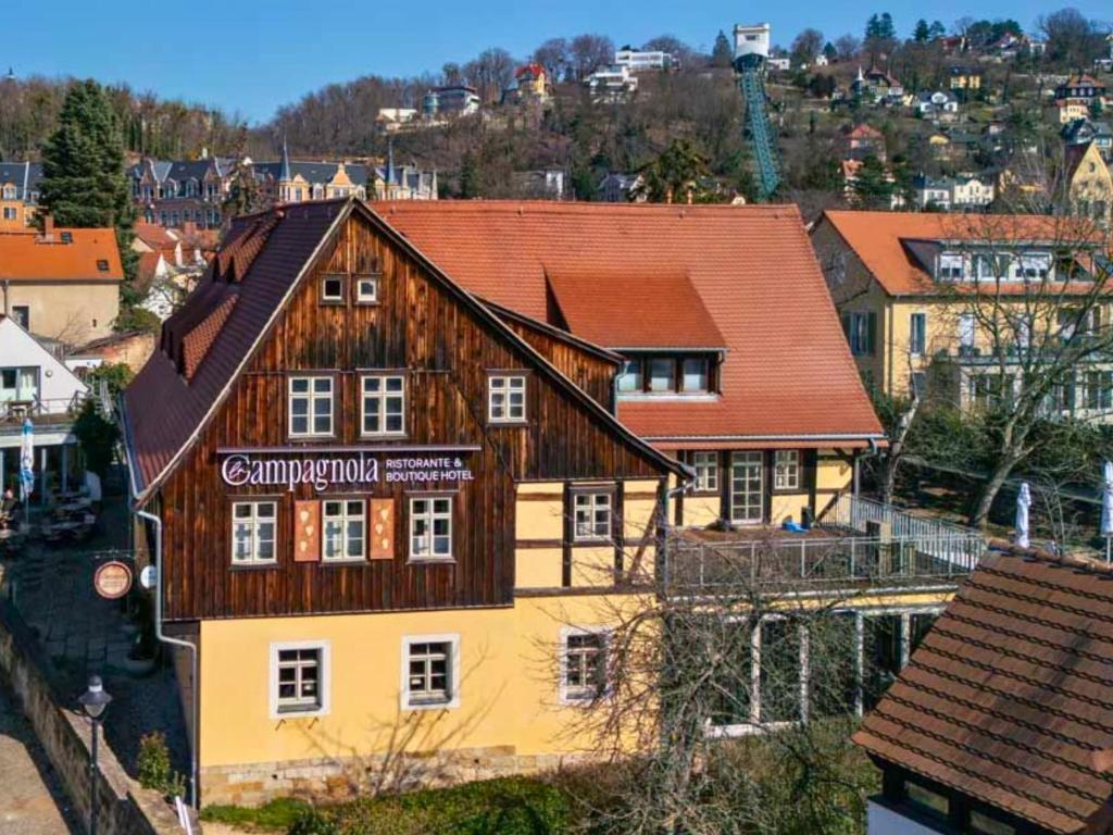 La Campagnola - Ristorante & Boutique Hotel Dresden mit Blick auf die ...