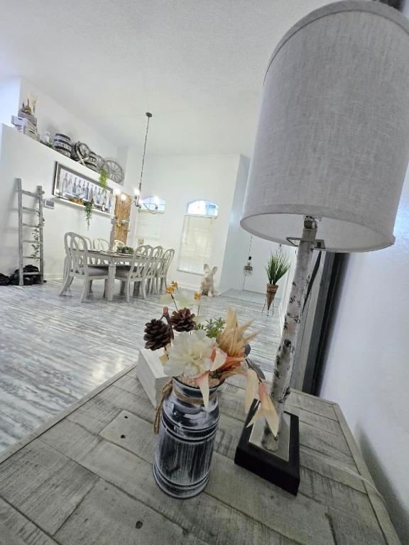 Pool house Best location in Wesley Chapel, 웨슬리 채플 (2026년 최신 요금)