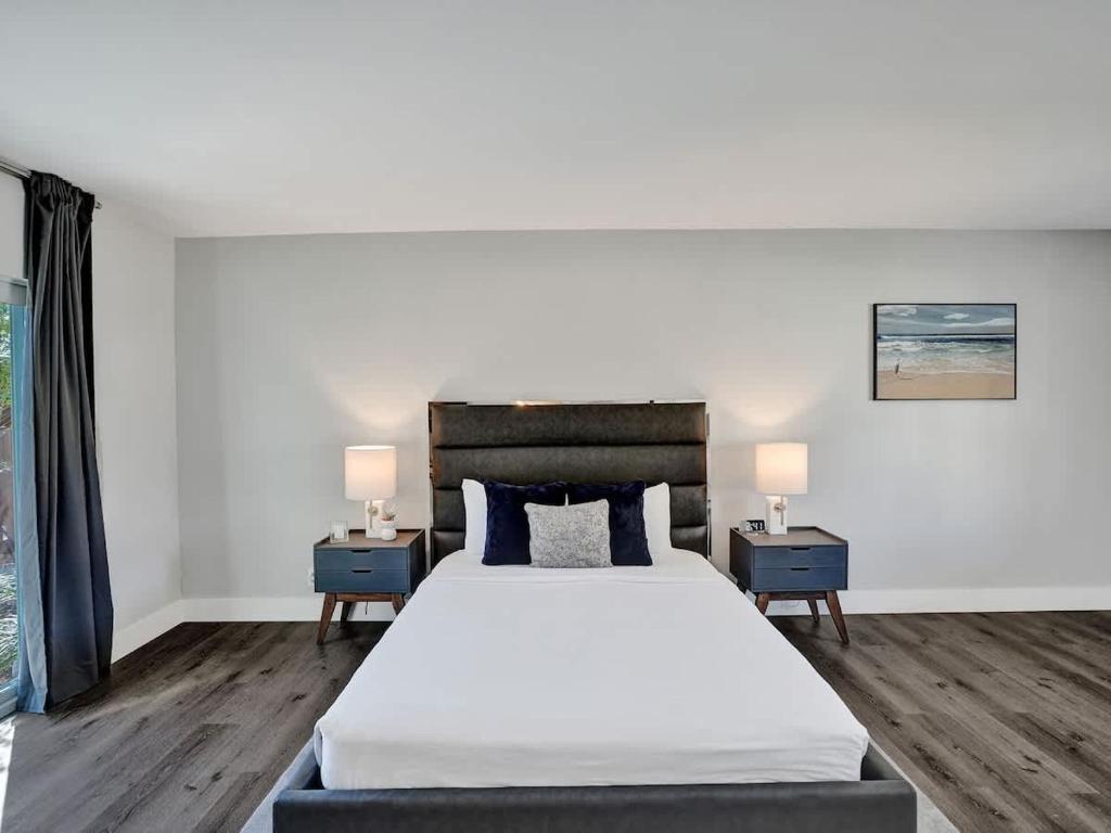 Pelican Studio with Full Kitchen and Patio, Pompano Beach (precios ...