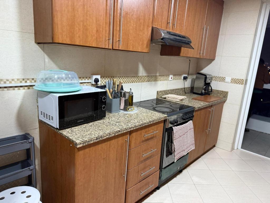 2 bedroom JLT with park view, 두바이 (2026년 최신 요금)