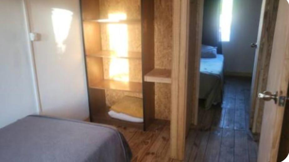 Casa al fondo de dos pisos con 3 habitaciones con entrada independiente ...