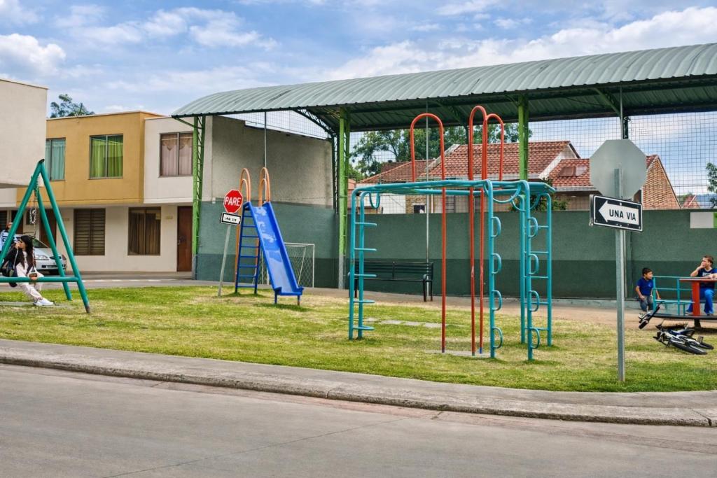 Casa Completa en Cuenca para Familias y Grupos de 6p o 8p, Cuenca ...