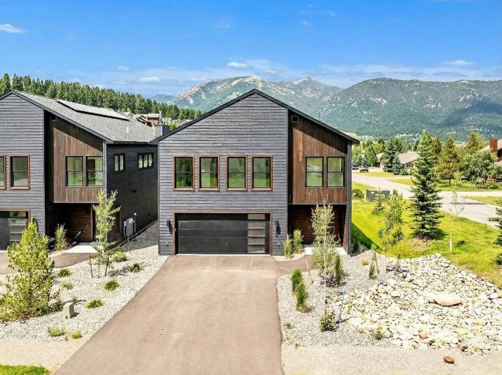 Luxury, Big Sky Meadow Village Home • Walk to Town, Big Sky (precios ...