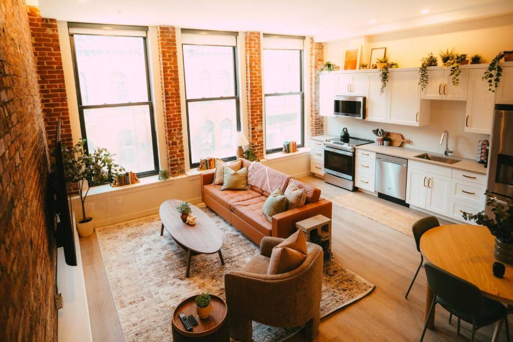 Historic 2BR suite in Halifax w Free Parking, Halifax (updated prices 2026)