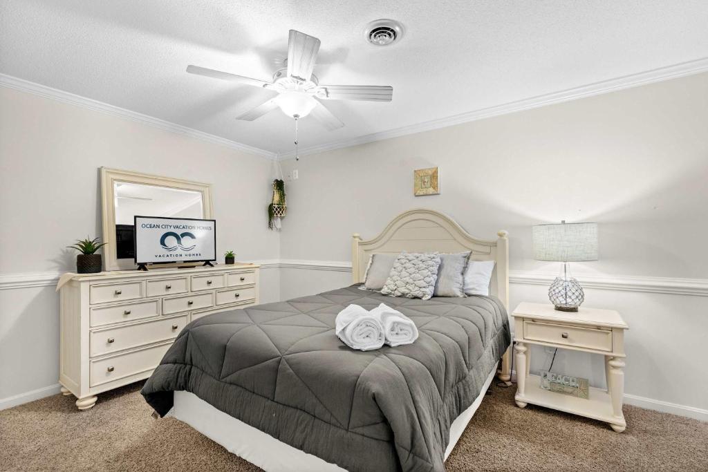 San Remo 108 Ocean-Block 2BR Condo Pool Access Private Patio & Parking ...