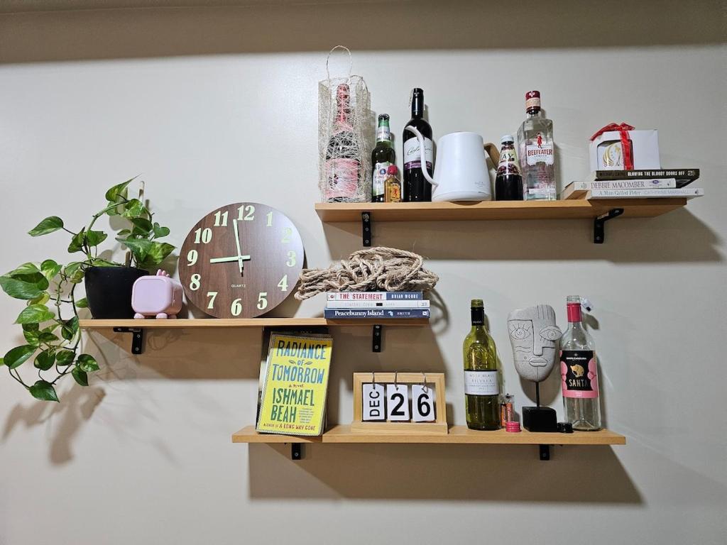 Rustic Condo Cabin Inspired in Iloilo City, Iloilo City (uppfærð verð ...