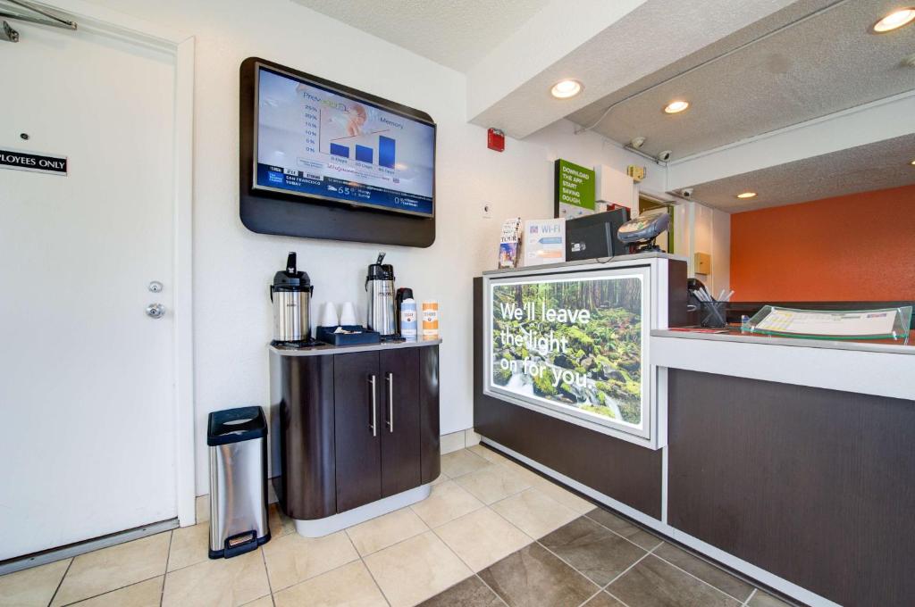 Motel 6-Seattle, WA - Airport, SeaTac (updated prices 2025)
