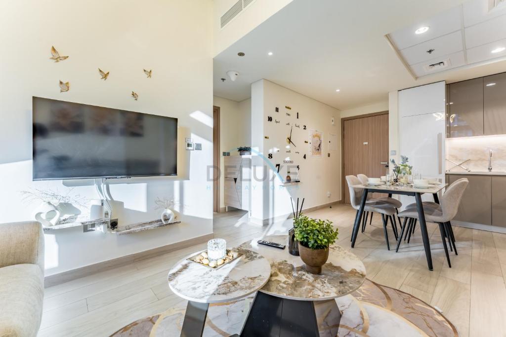 Cozy 1BR, Easy Access to Dubai Mall - Azizi Riviera 36 by Deluxe ...