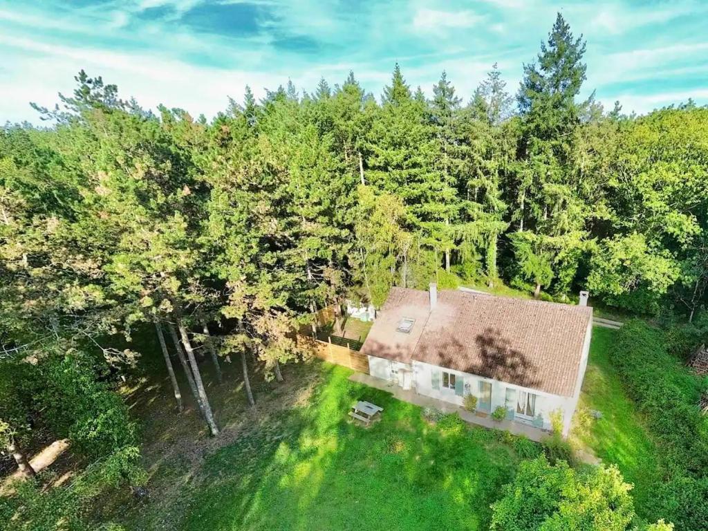 L'Échappée Boisée - côté Vallée, Chambon-sur-Cisse (tarifs actualisés ...