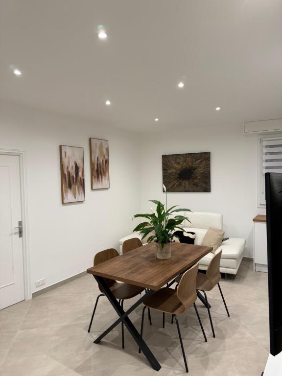 Nice - Appartement - 6 personnes - 3 pièces - Magnifique !, Nizza ...