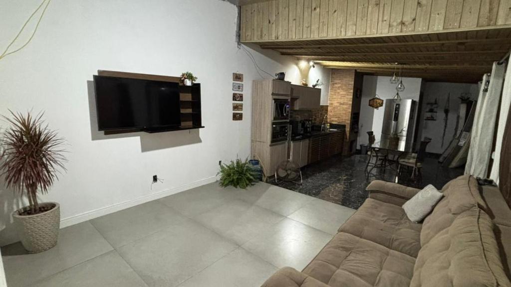 Caça recém construída, muito aconchegante، فلوريانوبوليس (أسعار محدثة ...