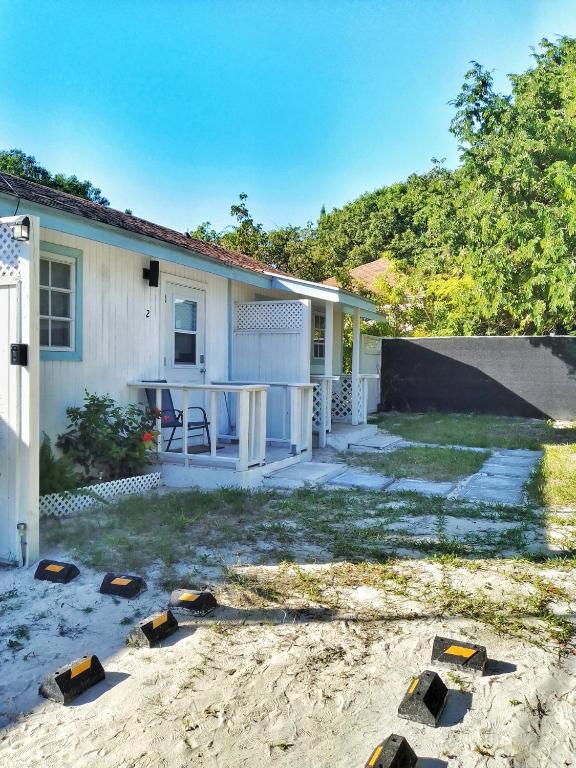 Island Harmony Compound, Rock Sound (ažurirane cene za 2026. godinu)