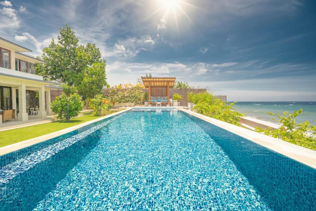 Casa Felix Amed Beachfront Villa with Private Pool, Amed (updated ...