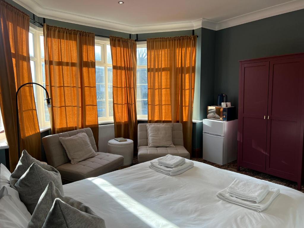 Zozy Anson, Londres (precios actualizados 2026)