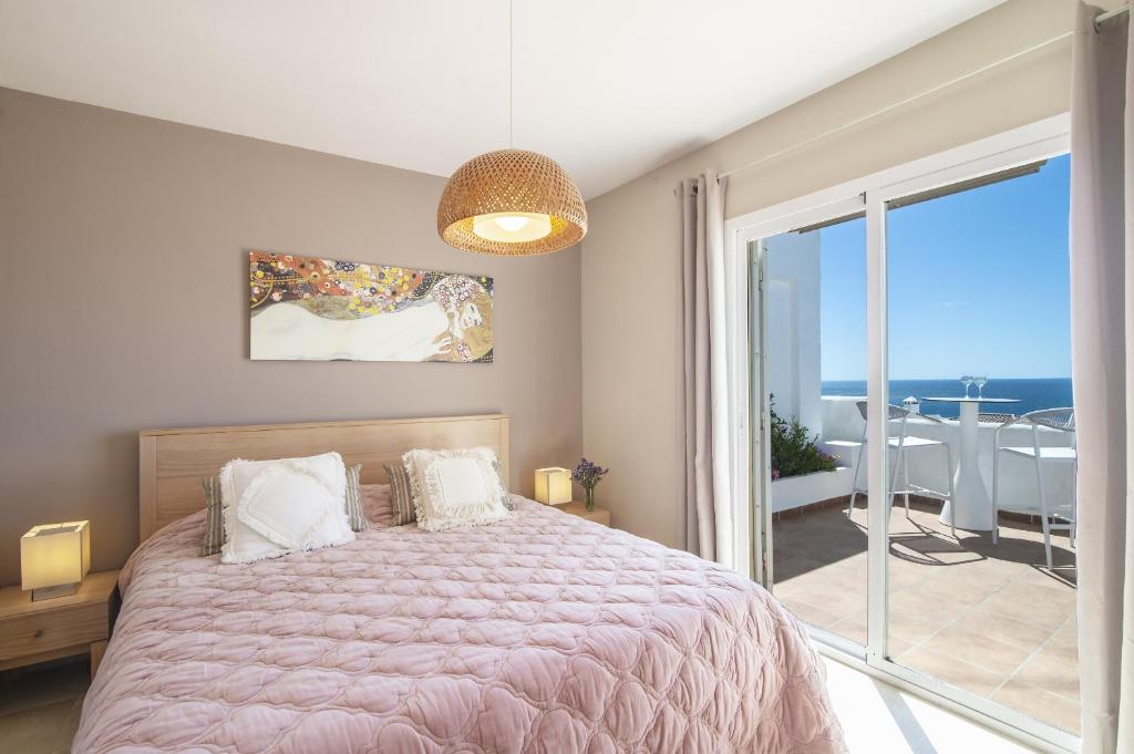 53 Top floor of Terrazas de la Bahia Casares Costa, Bahia de Casares ...