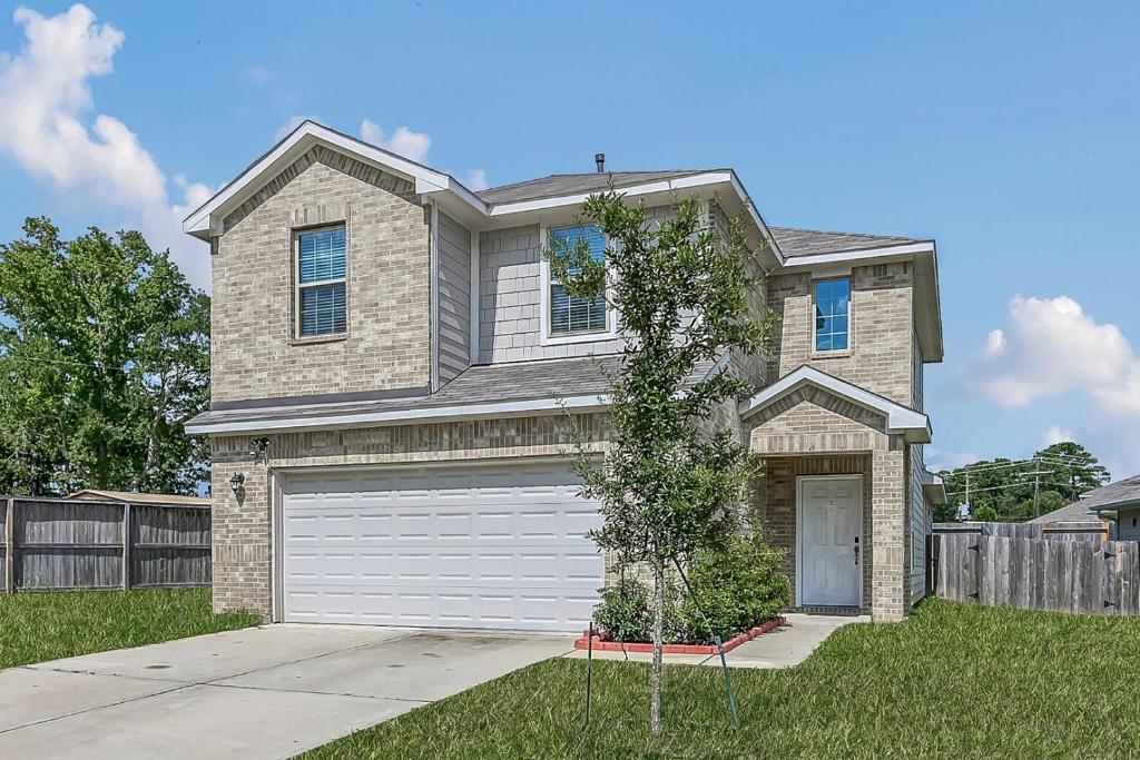 Fire Pit • Charcoal Grill • Smart TV's • Sleeps 10, Porter (preços ...