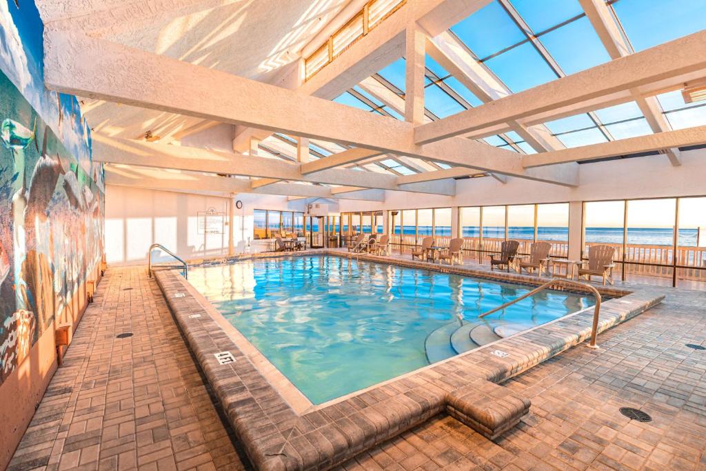 Landmark Holiday Beach Resort, Panama City Beach (prezzi aggiornati per ...