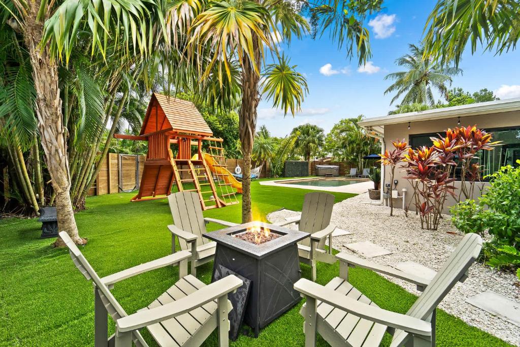 Sunset Lane by Rove Travel Home with Pool & Hot Tub, Hollywood (tarifs ...