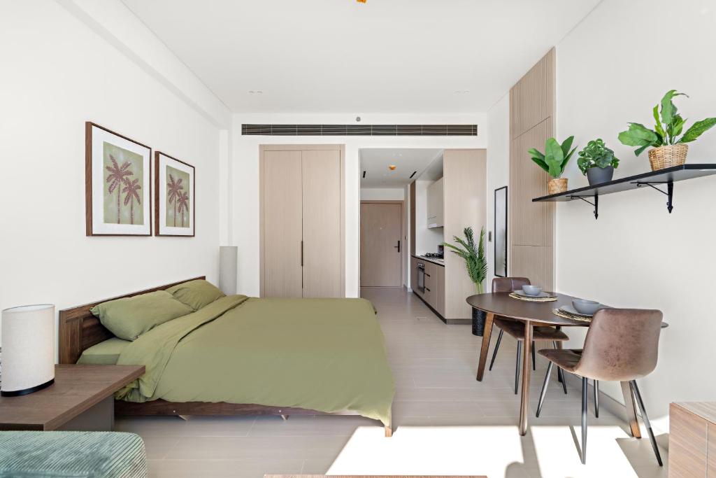 Modern Studio in Prime JVC Padel, Pool & Gym, Dubai (updated prices 2026)