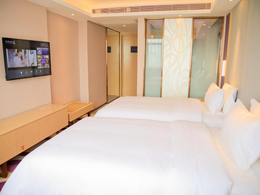 Lavande Hotel Shenzhen Shajing Houting Metro Station Branch, Shenzhen ...