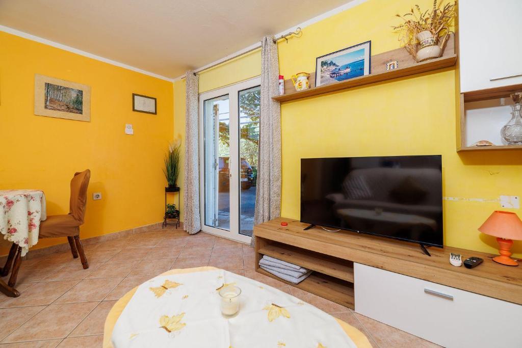 Charmantes Apartment nur 250 Meter zum Strand mit Privatparkplatz ...