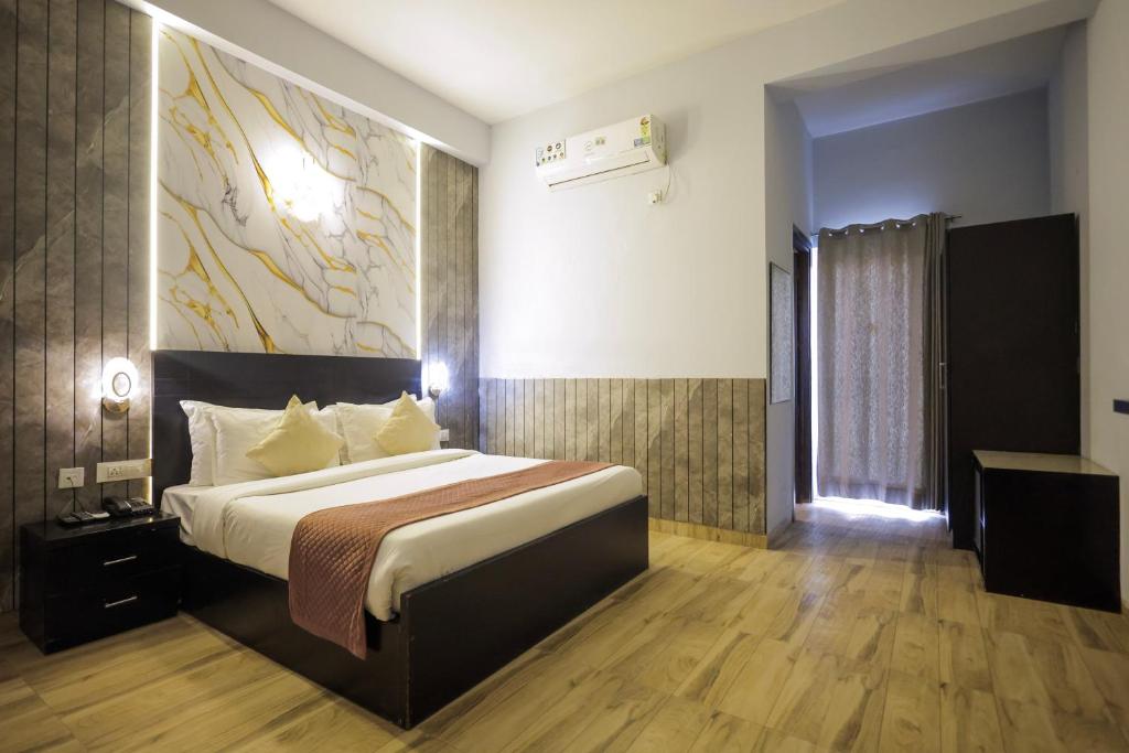 Nandan Retreat 4-Star Hotel & Luxury Villas Near Prem Mandir, Vrindavan ...