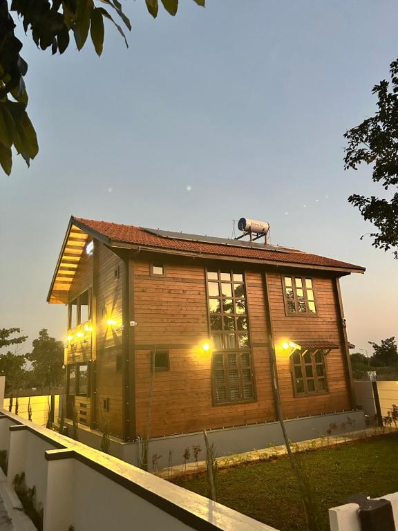 Trayam - Pine Villa, Bangalore (aktualisierte Preise für 2026)