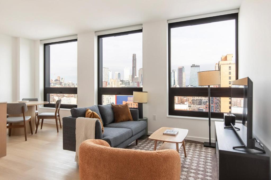 Blueground Gowanus rooftop pool nr Prospect Park NYC-2198, Brooklyn ...